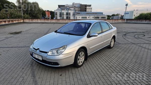 Grey Citroen C5 2006 in Riga, with an engine capacity of 2.20 L and mileage of 334 thousand km for 400 €, photo 4 on AUTOMOTO.COM.LV