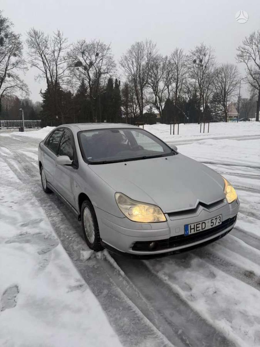 Pelēks Citroen C5 2007 Kauņa, ar dzinēja tilpumu 2.00 L un nobraukumu 245 tūkst. km par 899 €, foto 1 vietnē AUTOMOTO.COM.LV