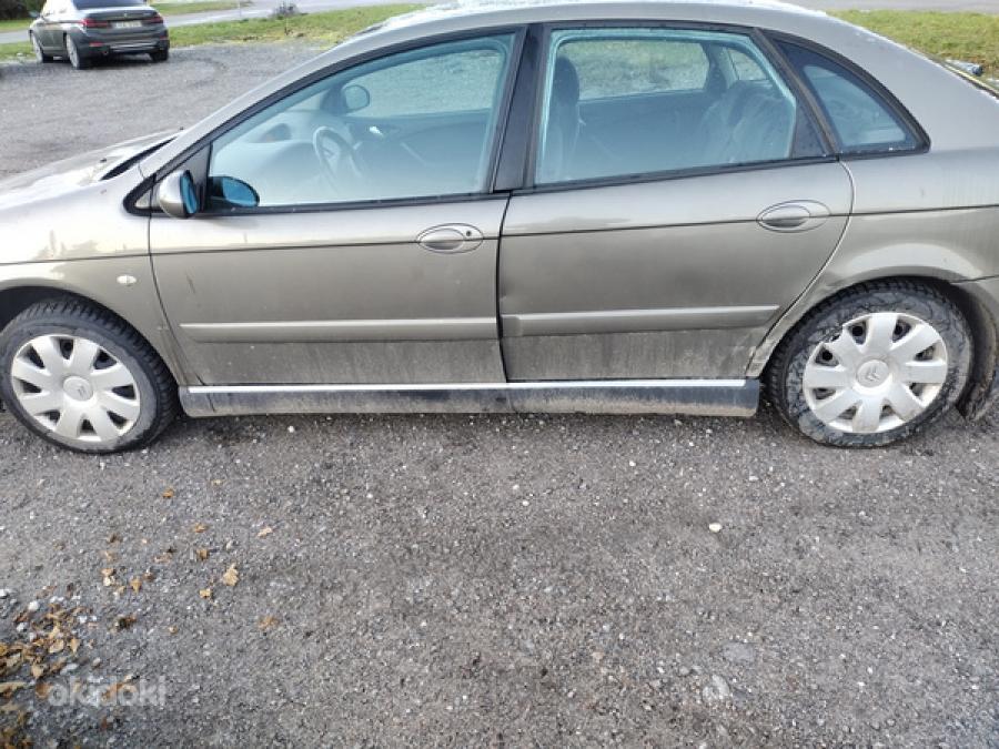 Pelēks Citroen C5 2007 Rapla, ar dzinēja tilpumu 0.00 L un nobraukumu 292 tūkst. km par 950 €, foto 6 vietnē AUTOMOTO.COM.LV