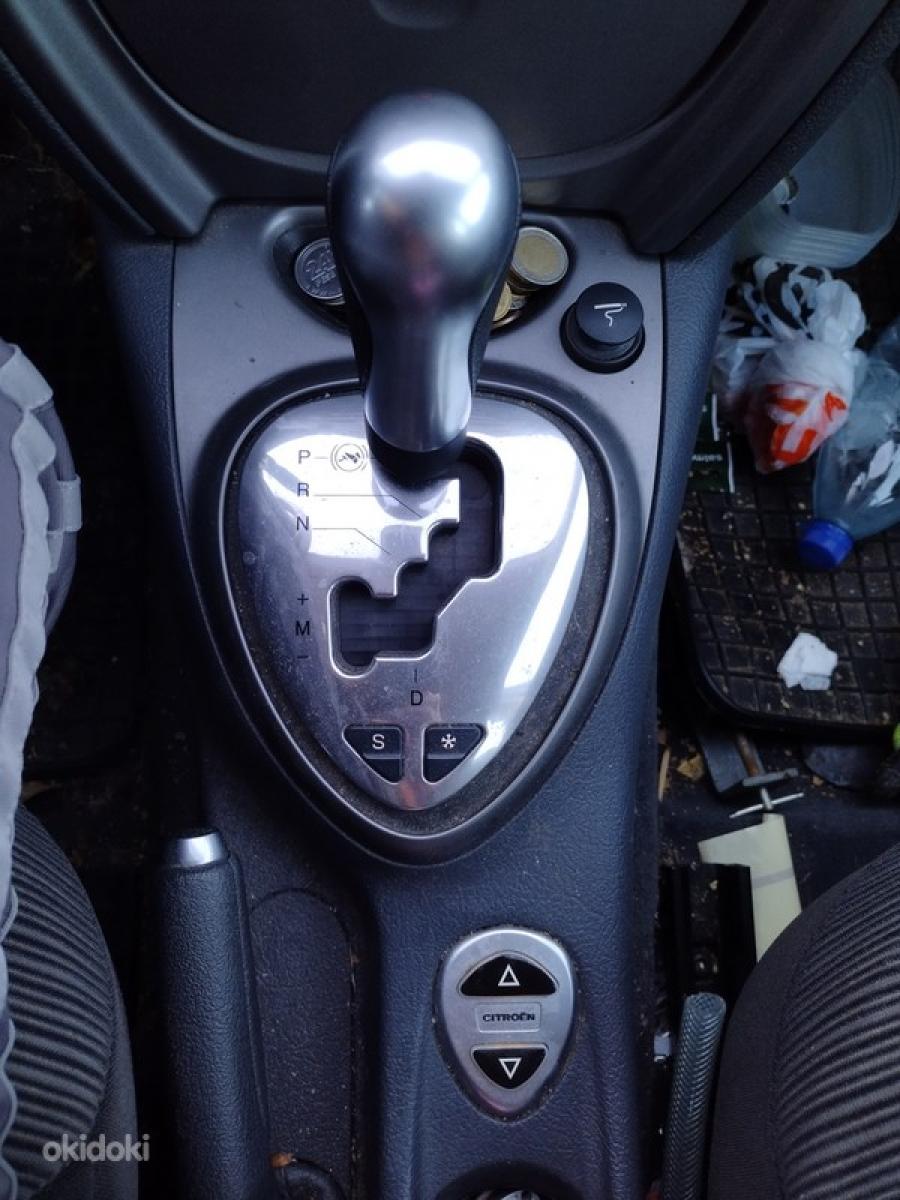 Pelēks Citroen C5 2007 Rapla, ar dzinēja tilpumu 0.00 L un nobraukumu 292 tūkst. km par 950 €, foto 23 vietnē AUTOMOTO.COM.LV