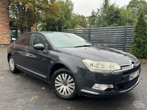 Pelēks Citroen C5 2008 Panevēža, ar dzinēja tilpumu 1.60 L un nobraukumu 279 tūkst. km par 1250 €, foto 1 vietnē AUTOMOTO.COM.LV
