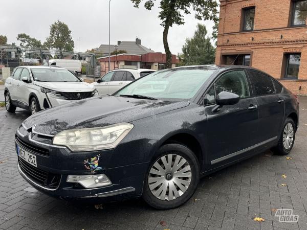 Pelēks Citroen C5 2008 Panevēža, ar dzinēja tilpumu 1.60 L un nobraukumu 279 tūkst. km par 1250 €, foto 8 vietnē AUTOMOTO.COM.LV