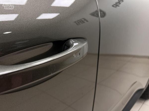 Pelēks Citroen C5 2022 Viļņa, ar dzinēja tilpumu 1.60 L un nobraukumu 61 tūkst. km par 22990 €, foto 10 vietnē AUTOMOTO.COM.LV