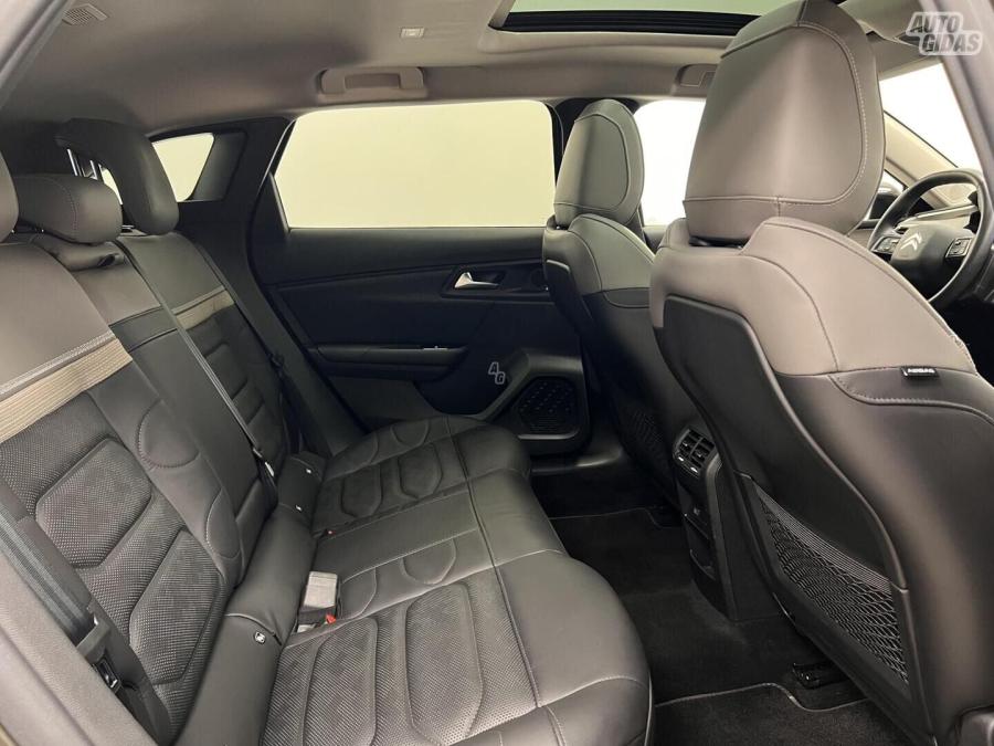Grey Citroen C5 2022 in Vilnius, with an engine capacity of 1.60 L and mileage of 61 thousand km for 22990 €, photo 37 on AUTOMOTO.COM.LV