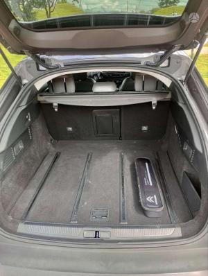 Grey Citroen C5 2022 in Kaunas, with an engine capacity of 1.20 L and mileage of 200 thousand km for 12000 €, photo 15 on AUTOMOTO.COM.LV