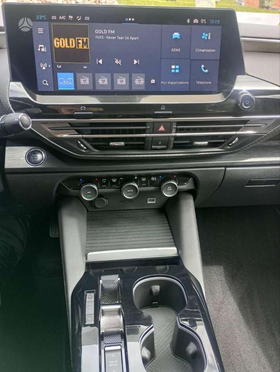 Grey Citroen C5 2022 in Kaunas, with an engine capacity of 1.20 L and mileage of 200 thousand km for 12000 €, photo 19 on AUTOMOTO.COM.LV