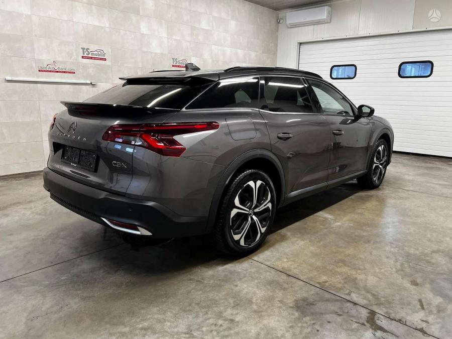 Pelēks Citroen C5 2023 Marijampole, ar dzinēja tilpumu 1.20 L un nobraukumu 66 tūkst. km par 17424 €, foto 7 vietnē AUTOMOTO.COM.LV