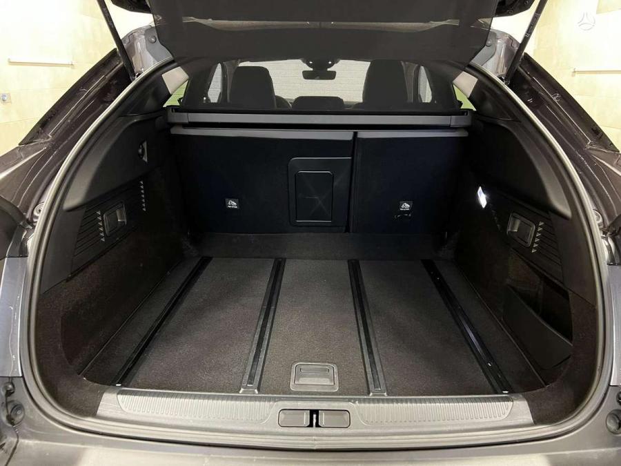 Pelēks Citroen C5 2023 Marijampole, ar dzinēja tilpumu 1.20 L un nobraukumu 66 tūkst. km par 17424 €, foto 16 vietnē AUTOMOTO.COM.LV