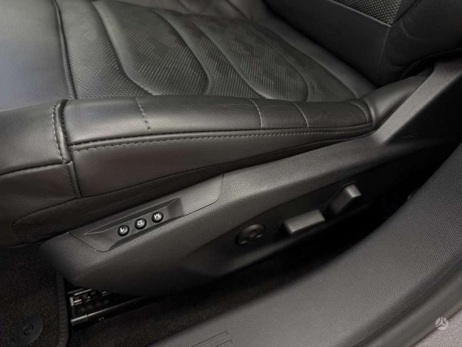 Pelēks Citroen C5 2023 Viļņa, ar dzinēja tilpumu 1.60 L un nobraukumu 29 tūkst. km par 23990 €, foto 12 vietnē AUTOMOTO.COM.LV