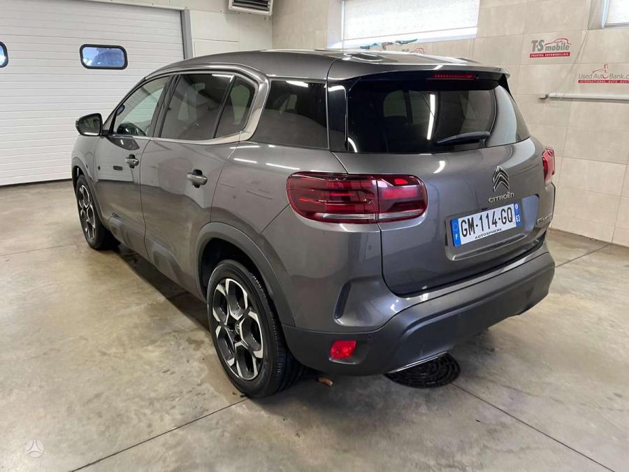 Pelēks Citroen C5 2023 Marijampole, ar dzinēja tilpumu 1.20 L un nobraukumu 169 tūkst. km par 14762 €, foto 5 vietnē AUTOMOTO.COM.LV