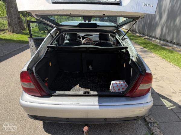 Pelēks Citroen C5 2001 Viļņa, ar dzinēja tilpumu 2.20 L un nobraukumu 243 tūkst. km par 800 €, foto 6 vietnē AUTOMOTO.COM.LV