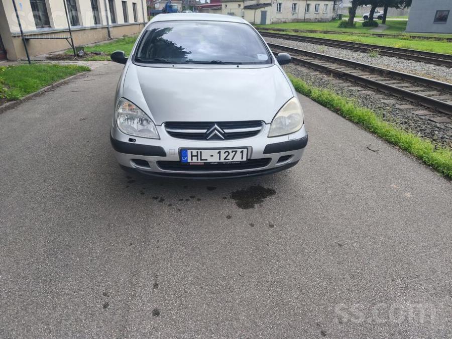 Pelēks Citroen C5 2002 Liepāja, ar dzinēja tilpumu 2.00 L un nobraukumu 240 tūkst. km par 1100 €, foto 3 vietnē AUTOMOTO.COM.LV
