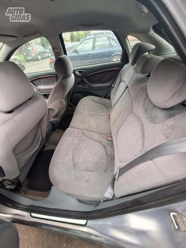 Pelēks Citroen C5 2003 Šauļi, ar dzinēja tilpumu 1.80 L un nobraukumu 300 tūkst. km par 950 €, foto 8 vietnē AUTOMOTO.COM.LV