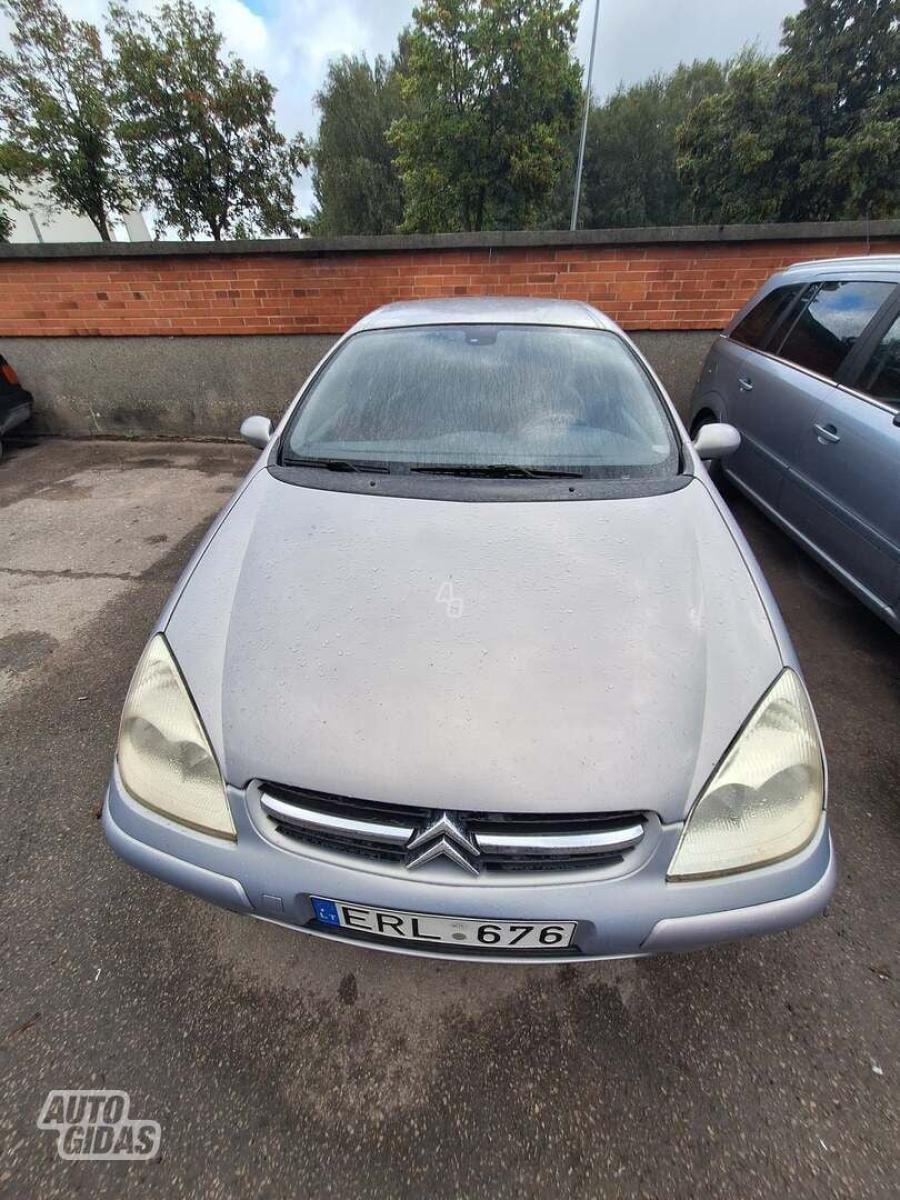 Grey Citroen C5 2003 in Siauliai, with an engine capacity of 1.80 L and mileage of 300 thousand km for 850 €, photo 4 on AUTOMOTO.COM.LV