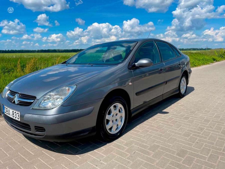 Pelēks Citroen C5 2004 Ukmergė, ar dzinēja tilpumu 2.00 L un nobraukumu 195 tūkst. km par 650 €, foto 9 vietnē AUTOMOTO.COM.LV