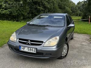 Pelēks Citroen C5 2004 Daugavpils, ar dzinēja tilpumu 2.00 L un nobraukumu 364 tūkst. km par 990 €, foto  vietnē AUTOMOTO.COM.LV