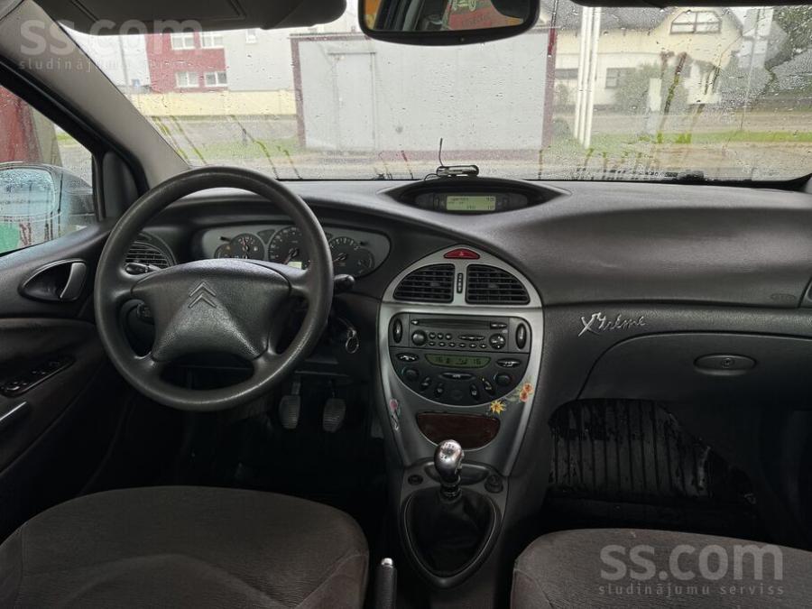 Серый Ситроен С5 2004 в Даугавпилс, объемом двигателя 2.00 л и пробегом 364 тыс. км за 990 €, фото 11 на AUTOMOTO.COM.LV