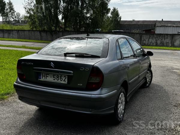 Pelēks Citroen C5 2004 Daugavpils, ar dzinēja tilpumu 2.00 L un nobraukumu 364 tūkst. km par 950 €, foto 6 vietnē AUTOMOTO.COM.LV