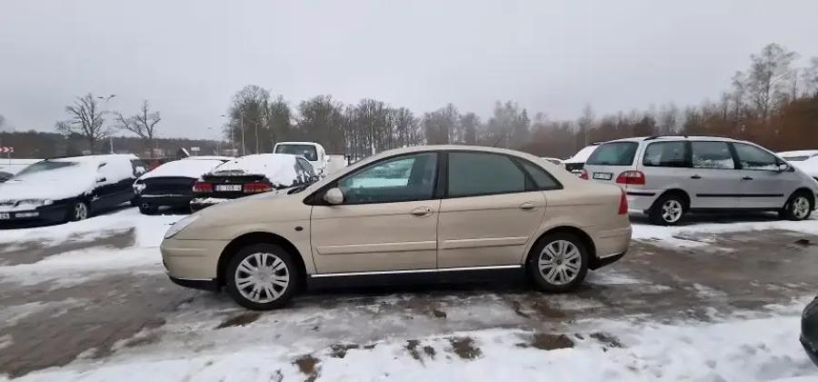 Pelēks Citroen C5 2005 Valmiera, ar dzinēja tilpumu 2.00 L un nobraukumu 228 tūkst. km par 1000 €, foto 7 vietnē AUTOMOTO.COM.LV