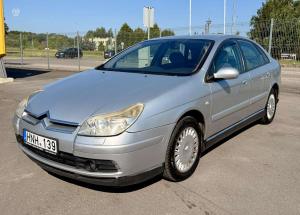 Pelēks Citroen C5 2005 Panevēža, ar dzinēja tilpumu 1.56 L un nobraukumu 382 tūkst. km par 750 €, foto  vietnē AUTOMOTO.COM.LV