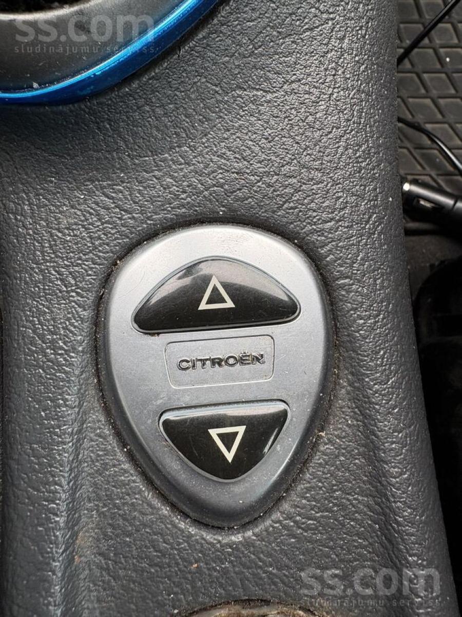Grey Citroen C5 2006 in Daugavpils, with an engine capacity of 1.60 L and mileage of 479 thousand km for 750 €, photo 15 on AUTOMOTO.COM.LV
