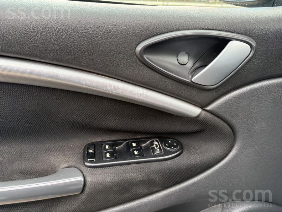 Grey Citroen C5 2006 in Daugavpils, with an engine capacity of 1.60 L and mileage of 479 thousand km for 750 €, photo 16 on AUTOMOTO.COM.LV