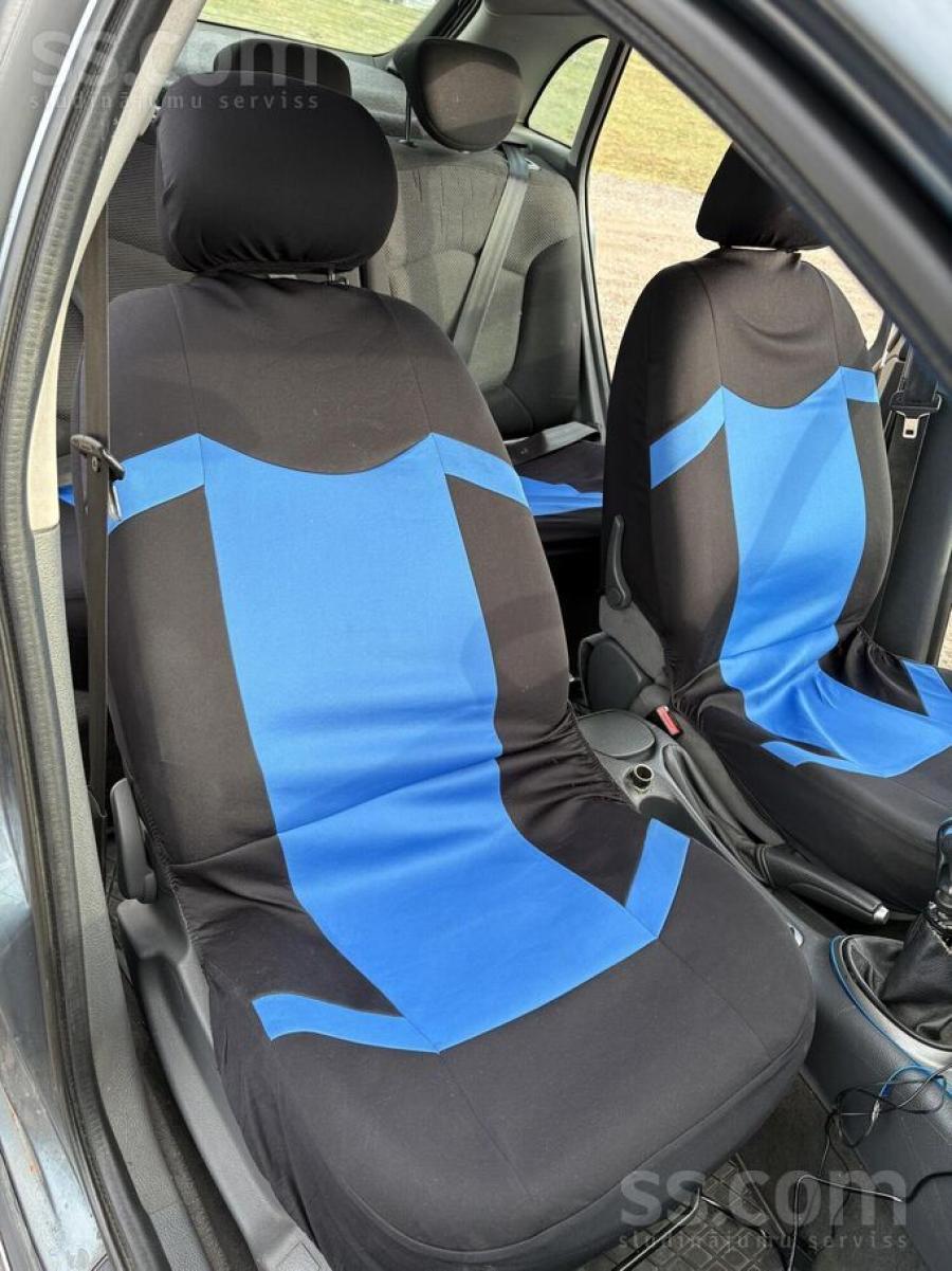 Grey Citroen C5 2006 in Daugavpils, with an engine capacity of 1.60 L and mileage of 479 thousand km for 750 €, photo 20 on AUTOMOTO.COM.LV