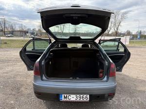 Grey Citroen C5 2006 in Daugavpils, with an engine capacity of 1.60 L and mileage of 479 thousand km for 750 €, photo 22 on AUTOMOTO.COM.LV