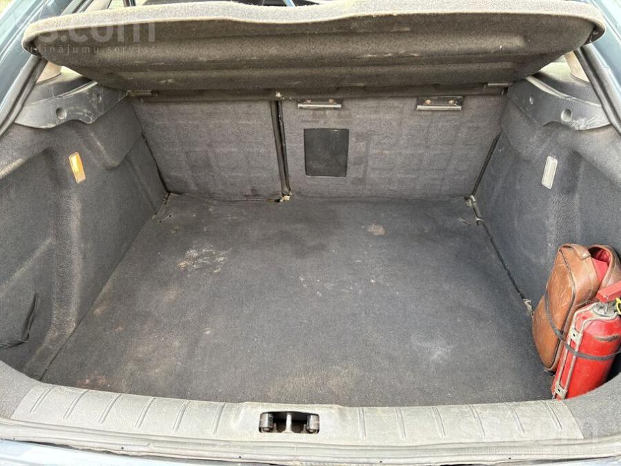 Grey Citroen C5 2006 in Daugavpils, with an engine capacity of 1.60 L and mileage of 479 thousand km for 750 €, photo 23 on AUTOMOTO.COM.LV