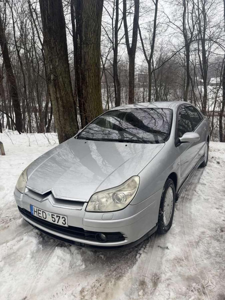 Grey Citroen C5 2007 in Kaunas, with an engine capacity of 2.00 L and mileage of 245 thousand km for 850 €, photo 1 on AUTOMOTO.COM.LV