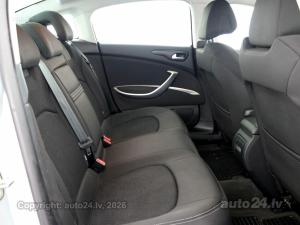 Pelēks Citroen C5 2008 Tallina, ar dzinēja tilpumu 2.00 L un nobraukumu 162 tūkst. km par 2199 €, foto 7 vietnē AUTOMOTO.COM.LV