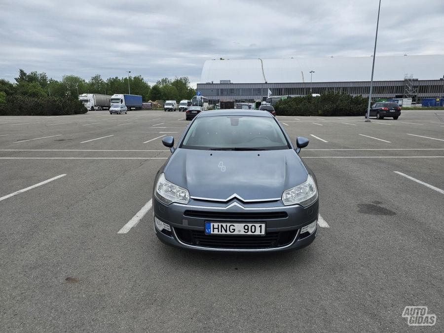 Pelēks Citroen C5 2008 Šauļi, ar dzinēja tilpumu 2.00 L un nobraukumu 352 tūkst. km par 1900 €, foto 4 vietnē AUTOMOTO.COM.LV