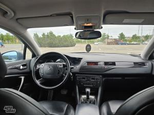Pelēks Citroen C5 2008 Šauļi, ar dzinēja tilpumu 2.00 L un nobraukumu 352 tūkst. km par 1900 €, foto 9 vietnē AUTOMOTO.COM.LV