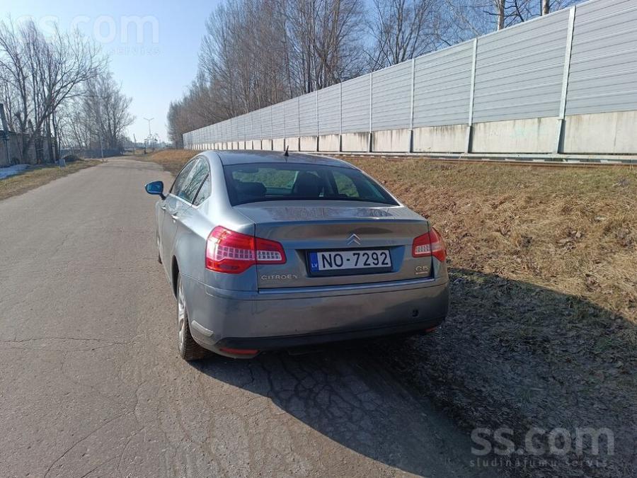 Pelēks Citroen C5 2008 Rīga, ar dzinēja tilpumu 2.00 L un nobraukumu 263 tūkst. km par 2750 €, foto 7 vietnē AUTOMOTO.COM.LV