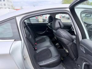 Grey Citroen C5 2008 in Tallinn, with an engine capacity of 2.00 L and mileage of 373 thousand km for 699 €, photo 8 on AUTOMOTO.COM.LV