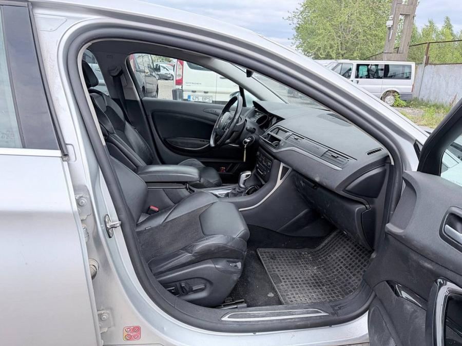 Grey Citroen C5 2008 in Tallinn, with an engine capacity of 2.00 L and mileage of 373 thousand km for 699 €, photo 14 on AUTOMOTO.COM.LV