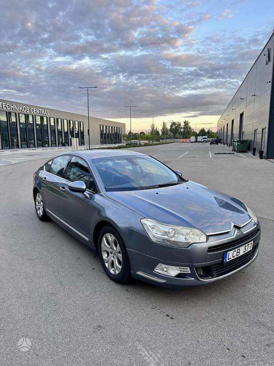 Grey Citroen C5 2008 in Vilnius, with an engine capacity of 2.00 L and mileage of 408 thousand km for 1650 €, photo 1 on AUTOMOTO.COM.LV