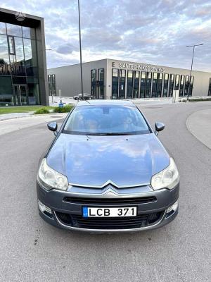 Grey Citroen C5 2008 in Vilnius, with an engine capacity of 2.00 L and mileage of 408 thousand km for 1650 €, photo 3 on AUTOMOTO.COM.LV