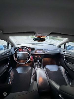 Grey Citroen C5 2008 in Vilnius, with an engine capacity of 2.00 L and mileage of 408 thousand km for 1650 €, photo 8 on AUTOMOTO.COM.LV