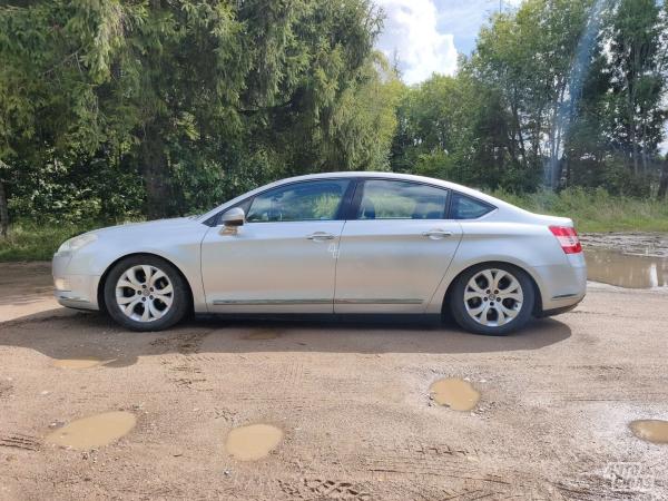 Grey Citroen C5 2008 in Klaipeda, with an engine capacity of 2.00 L and mileage of 357 thousand km for 1200 €, photo 8 on AUTOMOTO.COM.LV