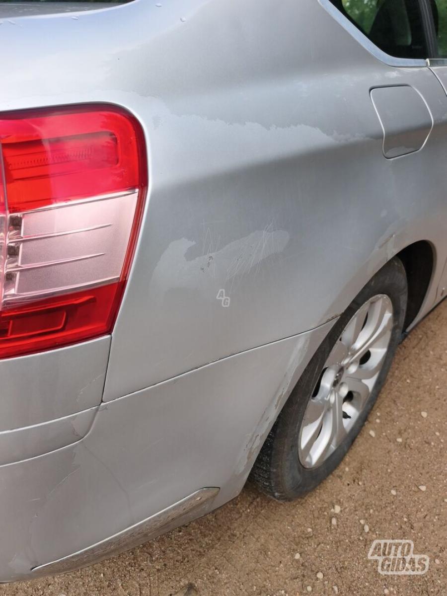 Pelēks Citroen C5 2008 Klaipėda, ar dzinēja tilpumu 2.00 L un nobraukumu 357 tūkst. km par 1200 €, foto 12 vietnē AUTOMOTO.COM.LV