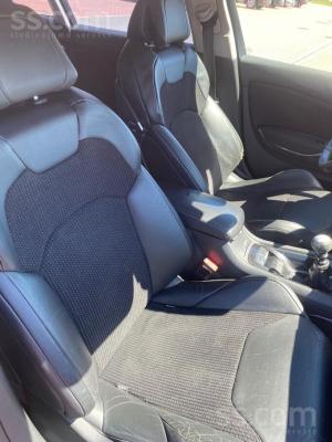 Pelēks Citroen C5 2008 Ventspils, ar dzinēja tilpumu 2.00 L un nobraukumu 411 tūkst. km par 2200 €, foto 11 vietnē AUTOMOTO.COM.LV