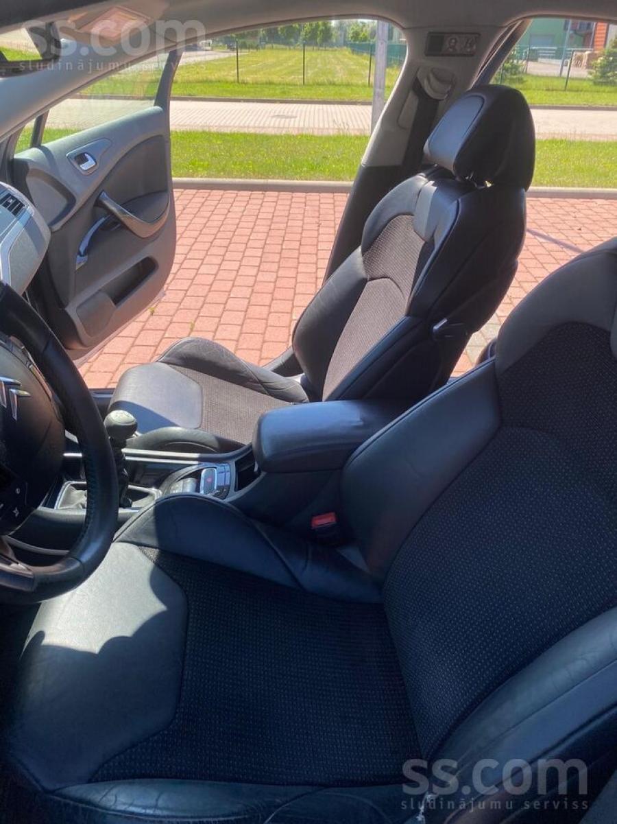 Pelēks Citroen C5 2008 Ventspils, ar dzinēja tilpumu 2.00 L un nobraukumu 411 tūkst. km par 2200 €, foto 14 vietnē AUTOMOTO.COM.LV