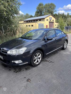 Pelēks Citroen C5 2008 Panevēža, ar dzinēja tilpumu 2.00 L un nobraukumu 358 tūkst. km par 1050 €, foto  vietnē AUTOMOTO.COM.LV