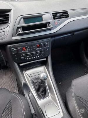 Pelēks Citroen C5 2008 Panevēža, ar dzinēja tilpumu 2.00 L un nobraukumu 358 tūkst. km par 1050 €, foto 5 vietnē AUTOMOTO.COM.LV