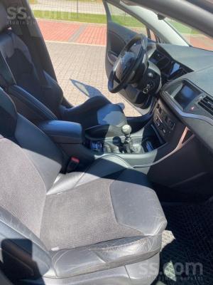 Grey Citroen C5 2008 in Ventspils, with an engine capacity of 2.00 L and mileage of 412 thousand km for 1800 €, photo 17 on AUTOMOTO.COM.LV