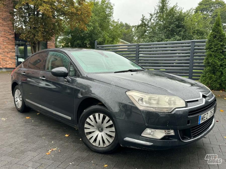 Grey Citroen C5 2008 in Panevezys, with an engine capacity of 1.60 L and mileage of 275 thousand km for 1170 €, photo 1 on AUTOMOTO.COM.LV