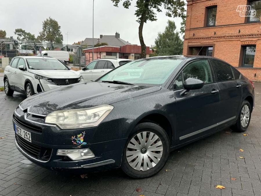 Grey Citroen C5 2008 in Panevezys, with an engine capacity of 1.60 L and mileage of 275 thousand km for 1170 €, photo 6 on AUTOMOTO.COM.LV