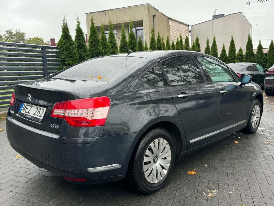 Grey Citroen C5 2008 in Panevezys, with an engine capacity of 1.60 L and mileage of 275 thousand km for 1170 €, photo 10 on AUTOMOTO.COM.LV