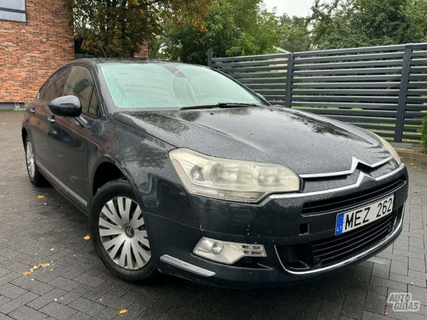 Grey Citroen C5 2008 in Panevezys, with an engine capacity of 1.60 L and mileage of 275 thousand km for 1130 €, photo 6 on AUTOMOTO.COM.LV
